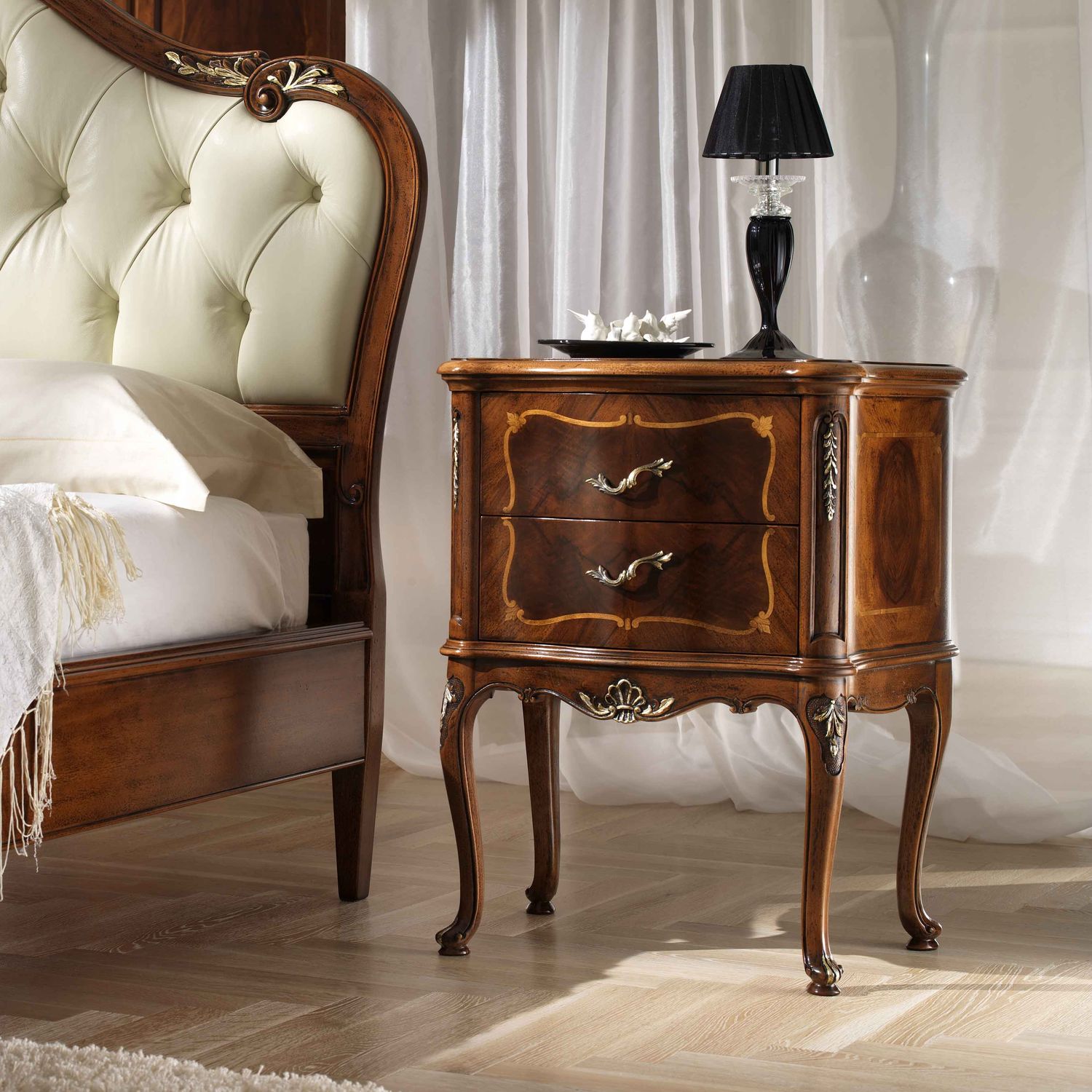 Classic bedside table - P 701 - MOLETTA MOBILI - lacquered wood ...