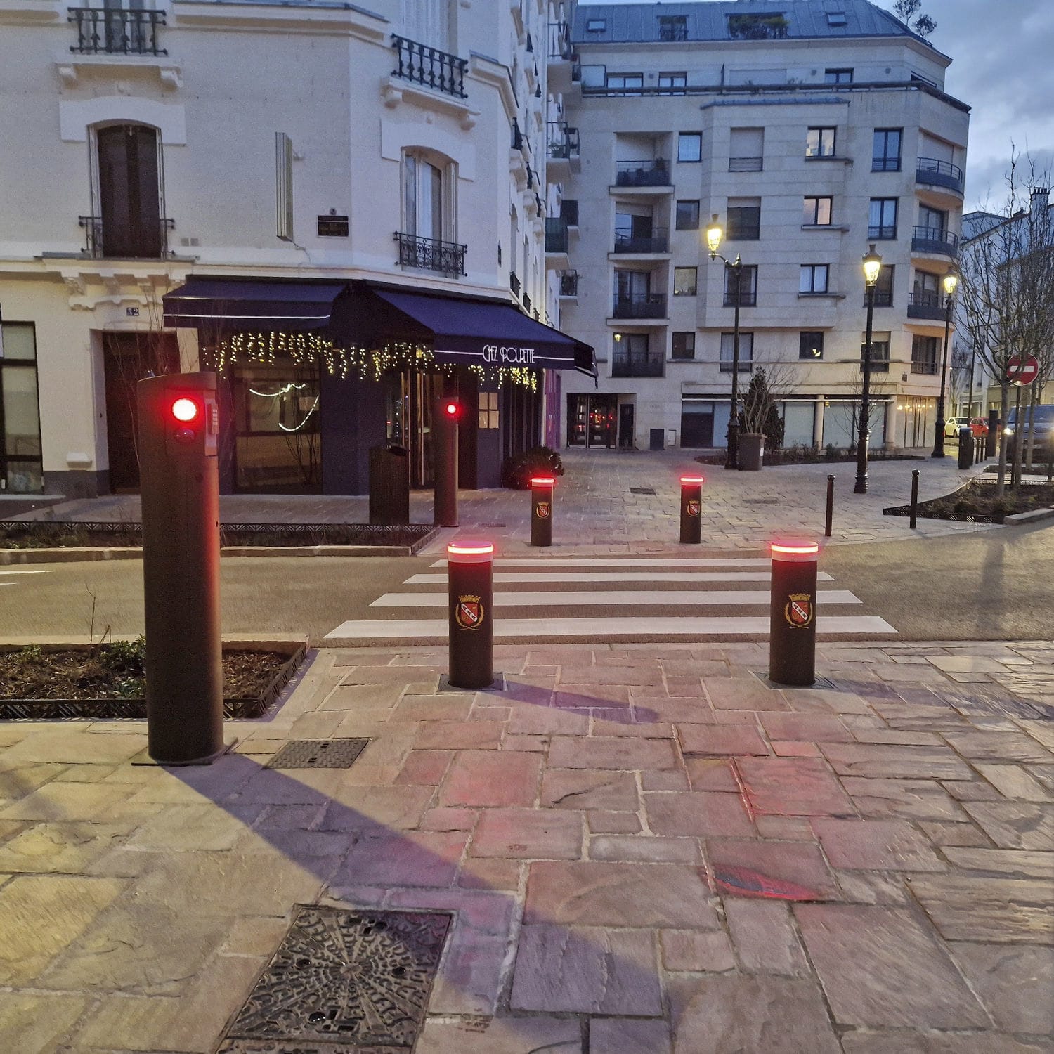 Access control bollard - Citydro boost 800 - BORNES ESCAMOTABLES ET ...