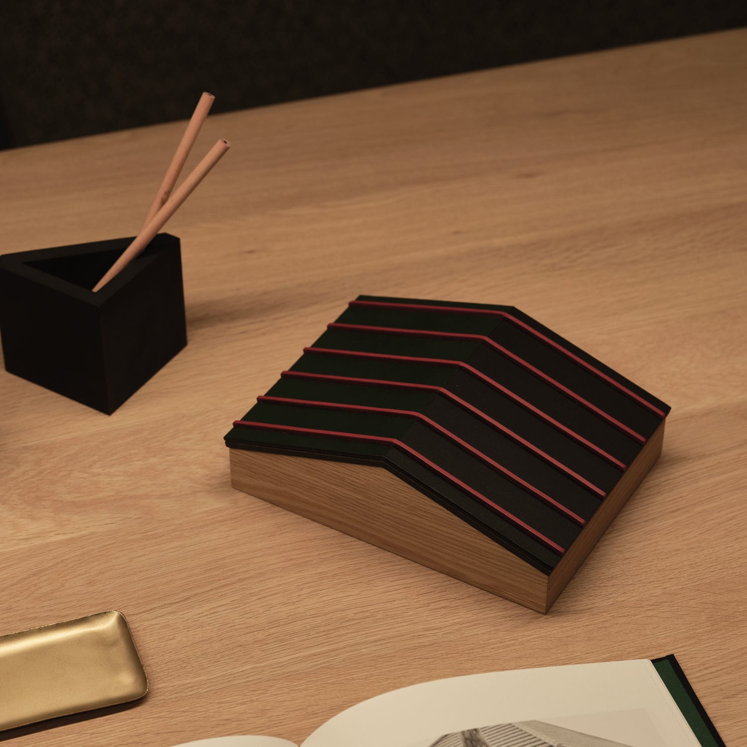 Oak bookend - Town Factory - C - CondeHouse - ash / cowhide