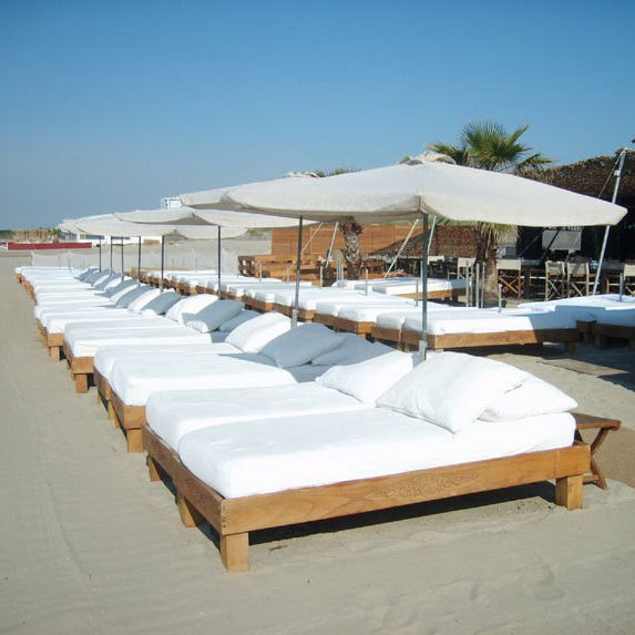 Contemporary sun lounger - Effet - Beach Concept - teak / beach ...