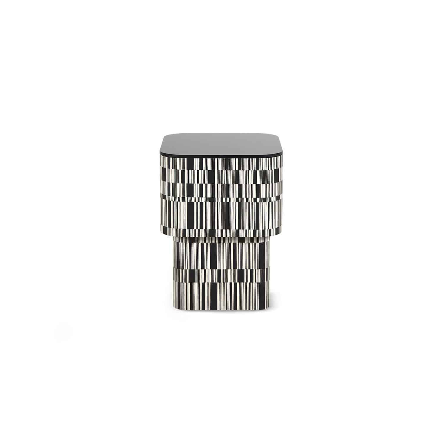 Contemporary side table - ENIGMA - HESSENTIA | Cornelio Cappellini - glass / wooden base / square