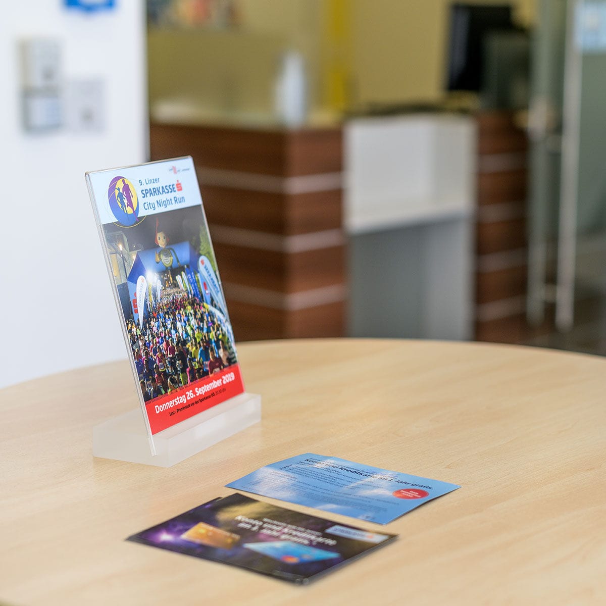 Countertop display panel - ELEMENT STRAIGHT - FEPRO - indoor ...