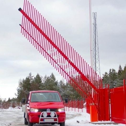 Self-supporting gate - SVANEN - DEMEX - aluminum / stainless steel / bar