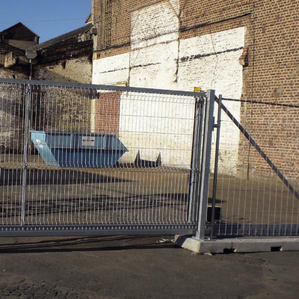 Sliding gate - TEMPOFOR SC - Betafence International - galvanised steel ...