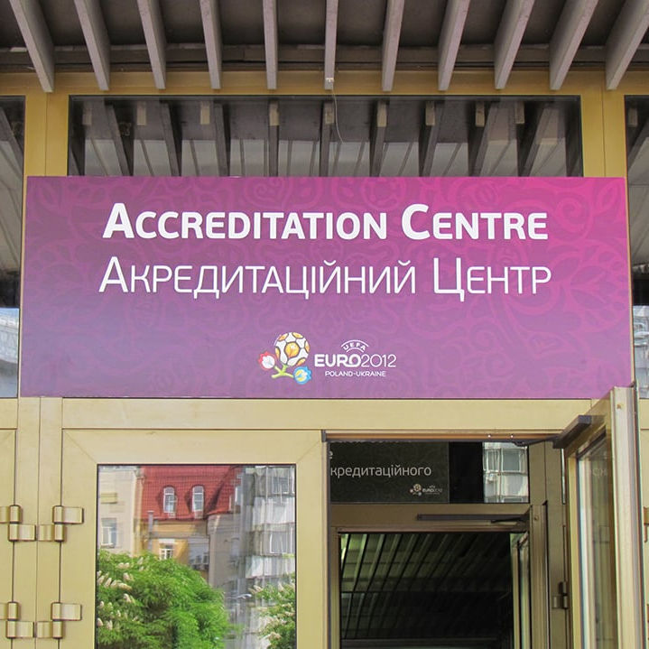 Hanging display panel - AKYPRINT® - CORPLEX - self-supporting / for ...