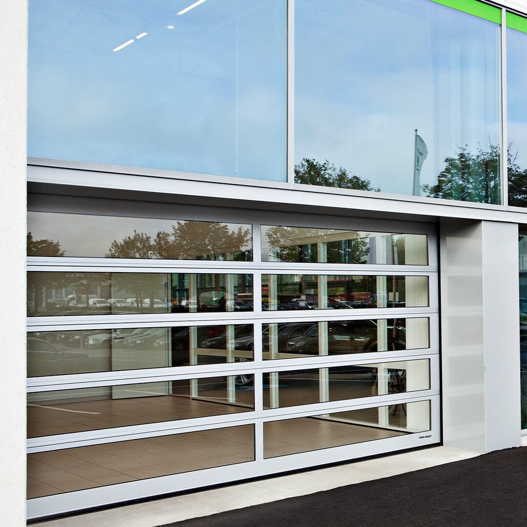 Sectional industrial door - OH1042FGI - ASSA ABLOY Entrance Systems ...