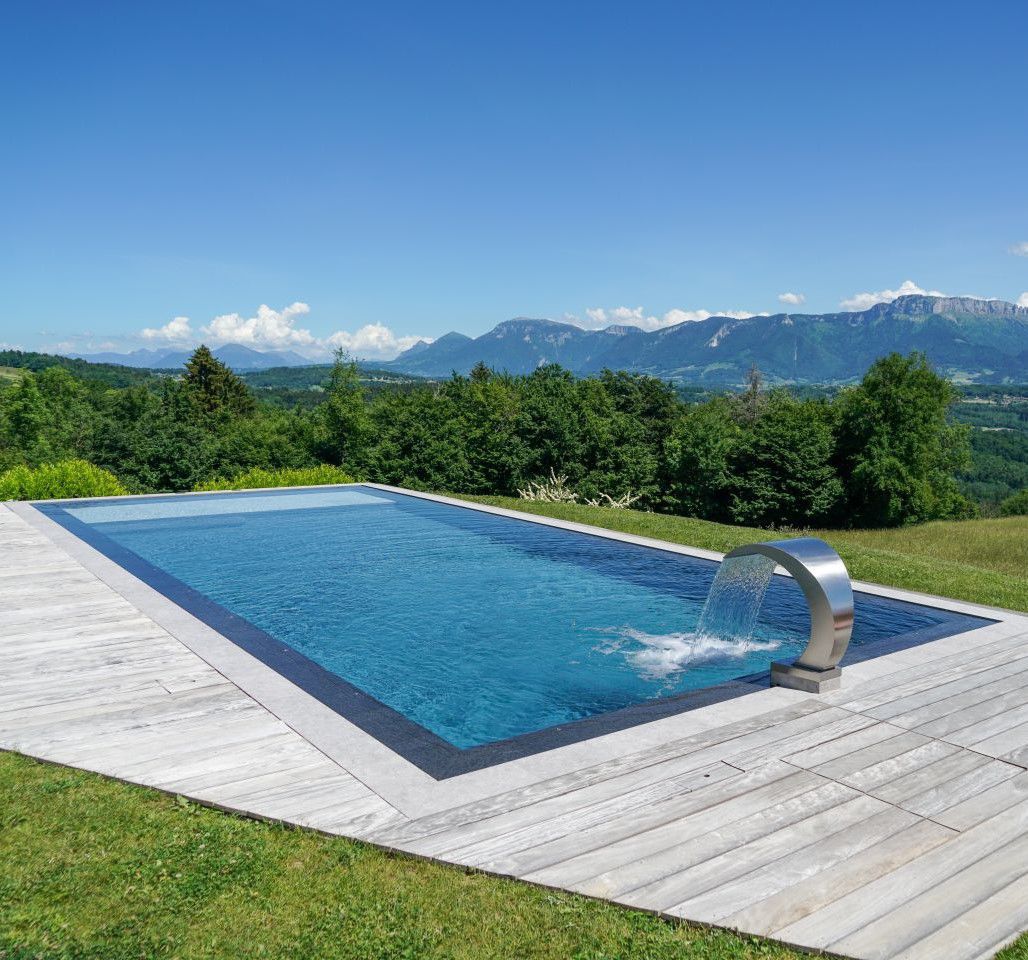 Perimeter overflow swimming pool - Diffazur Piscines - overflow ...