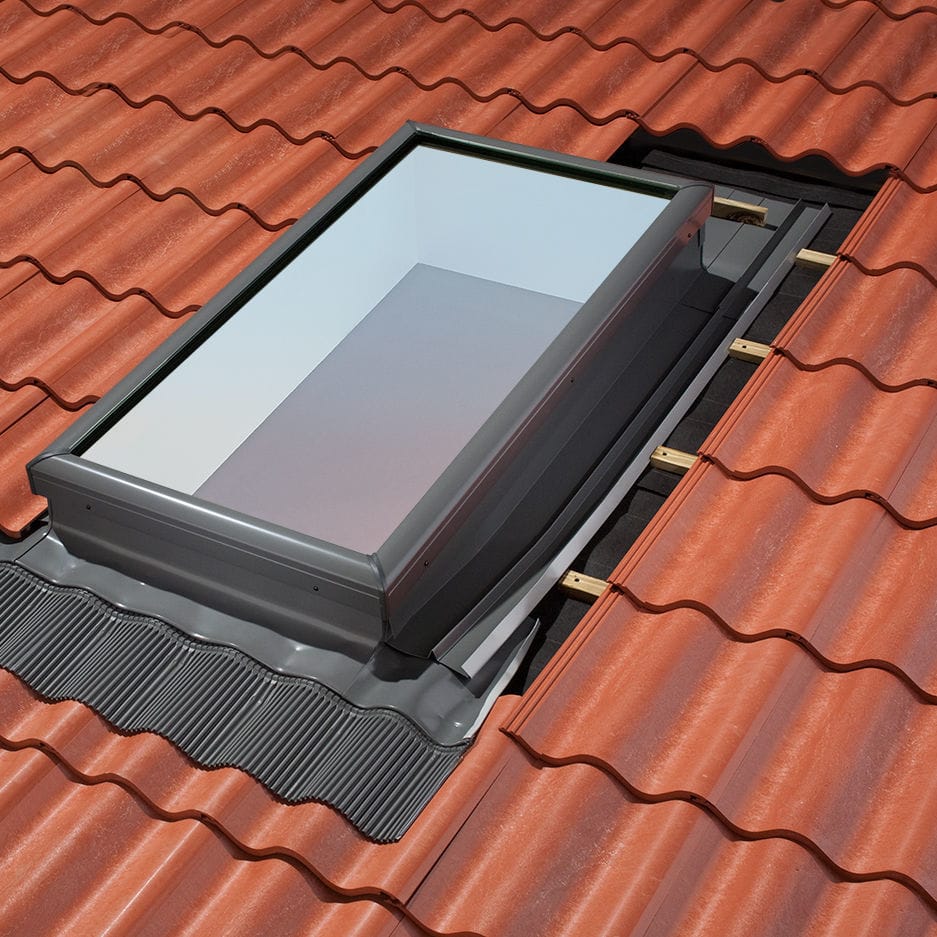Pitched roofing - ECW - VELUX - stone / roof tile look