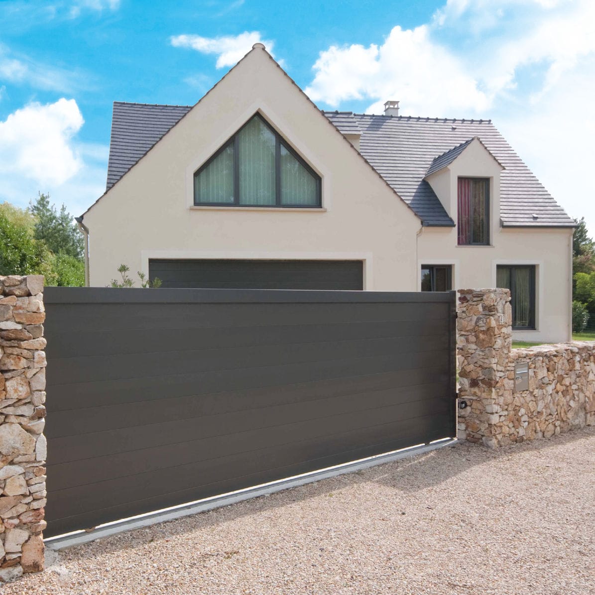 Swing gate - GRAPHITE - TECHNAL - sliding / aluminum / louvered