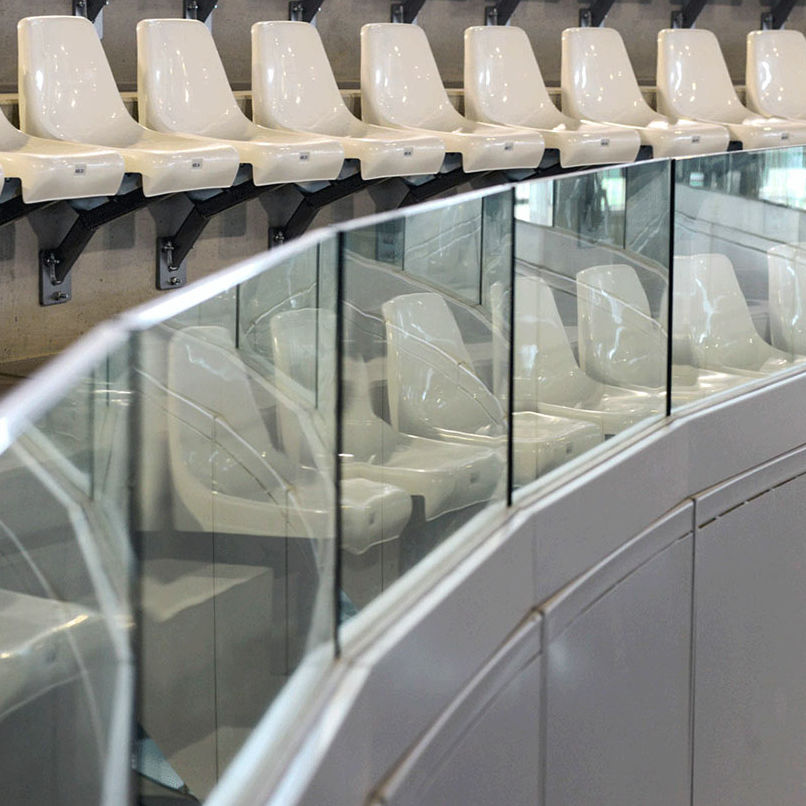 Aluminum railing - SABCO 7019 - SADEV - glass panel / indoor / for stadium