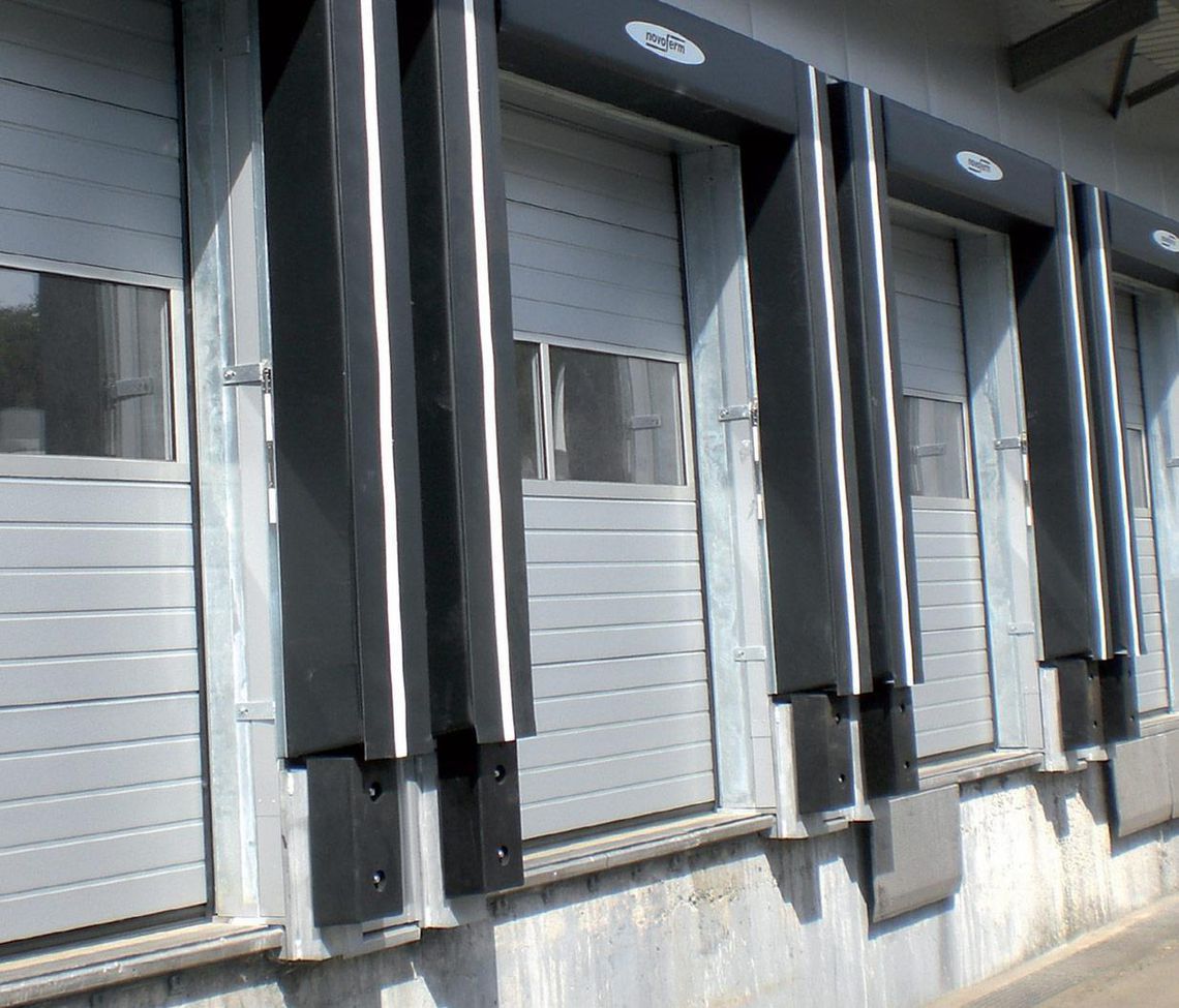 Loading dock shelter - NOVODOCH H 1300 & H 1500 - Novoferm