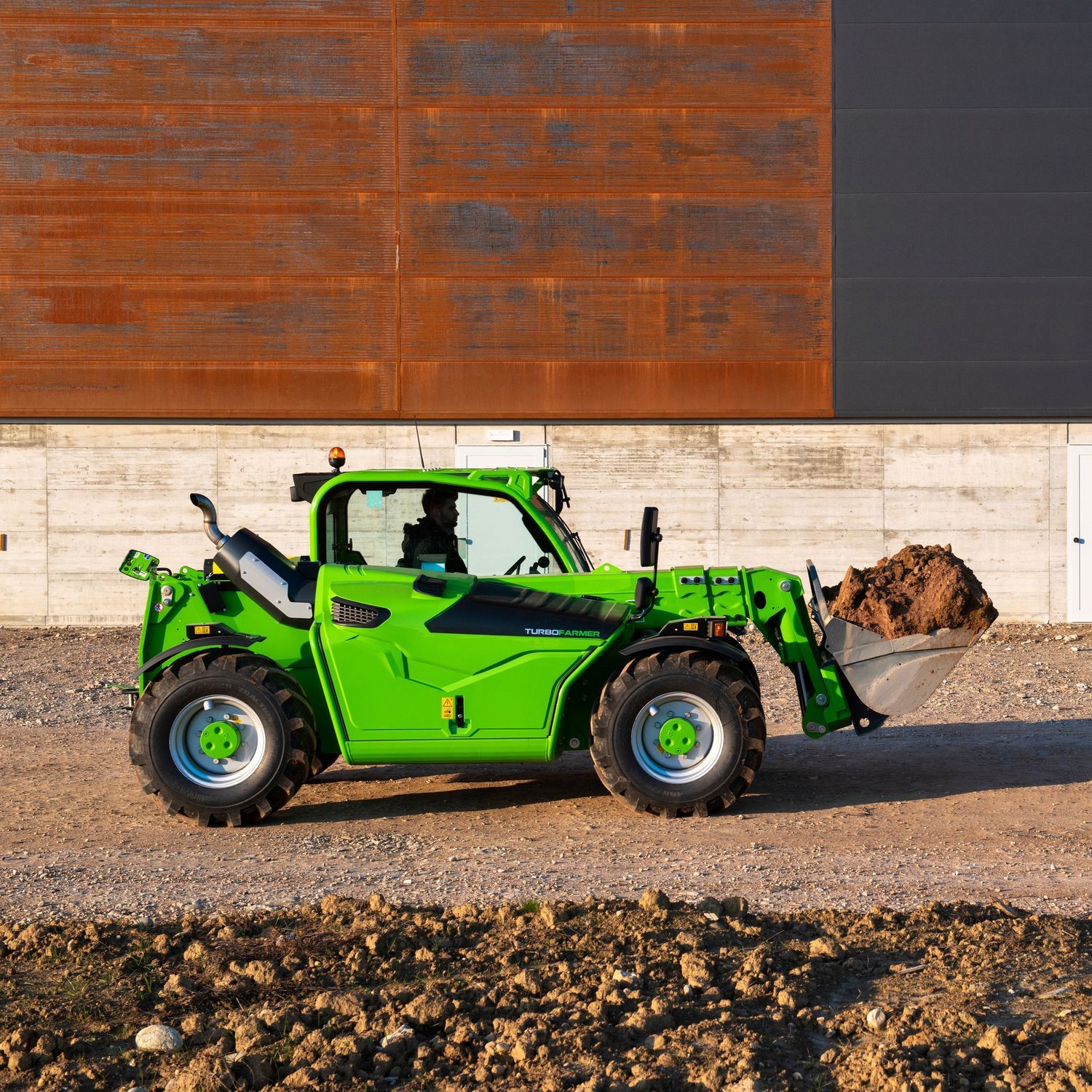 Loading telehandler - TF 33.7 - MERLO - handling / lifting / for ...