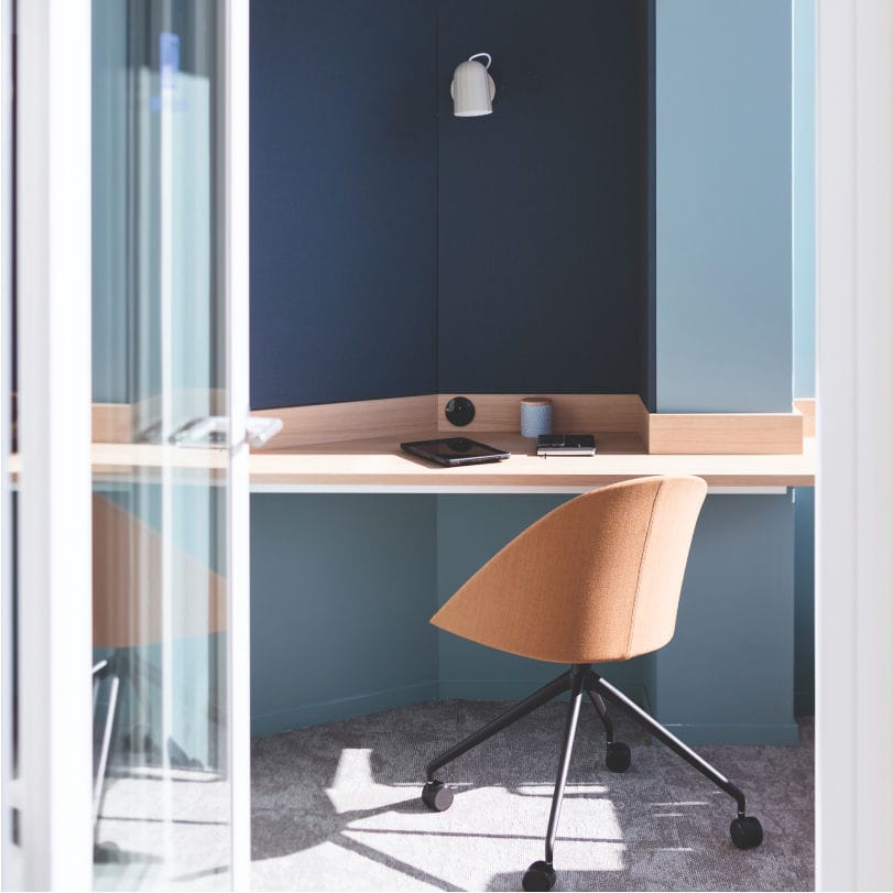 Contemporary office chair - 2219 - Arper - indoor / leather / fabric