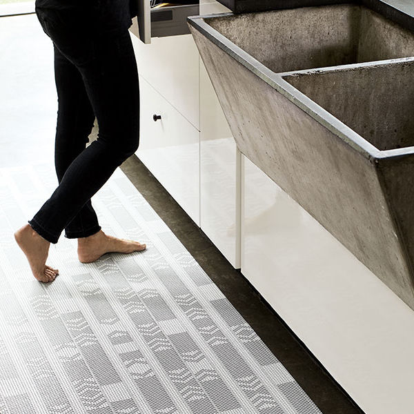 Woven carpet - SCOUT - Chilewich Sultan LLC - synthetic / commercial / roll