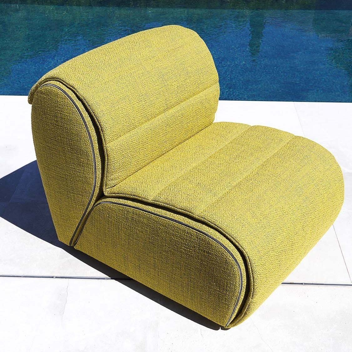 Contemporary fireside chair - FLORA - Flou - fabric / with removable ...