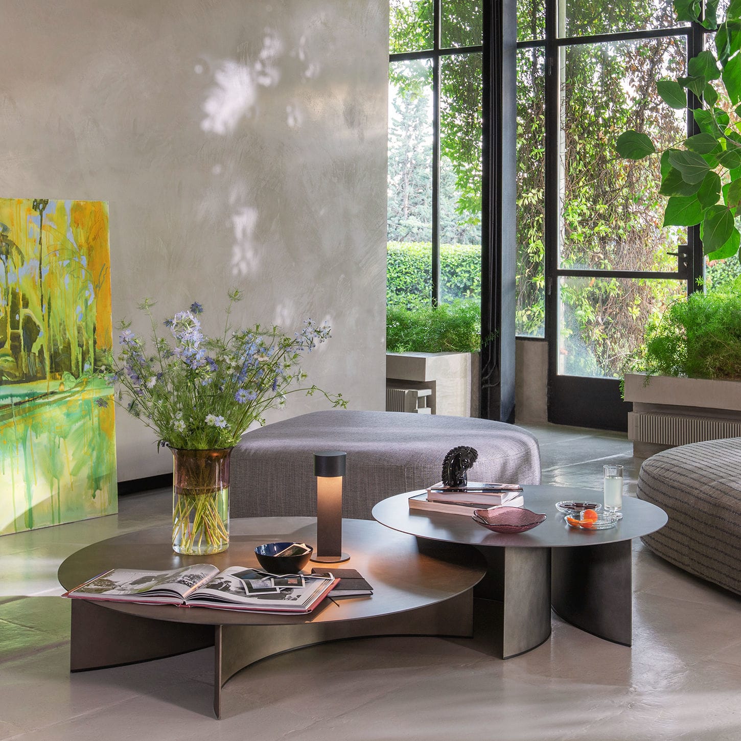 Contemporary coffee table - Pierre - Flou - metal / metal base / round