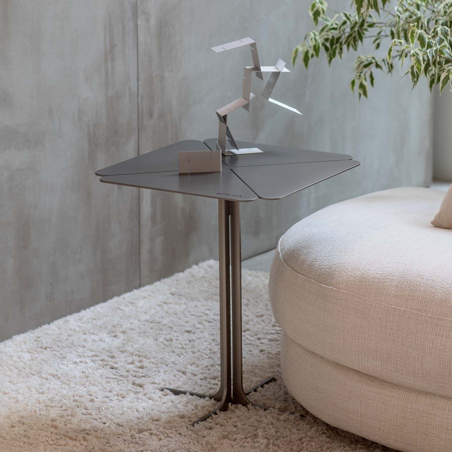 Contemporary side table - Lucky - Flou - metal / metal base / square