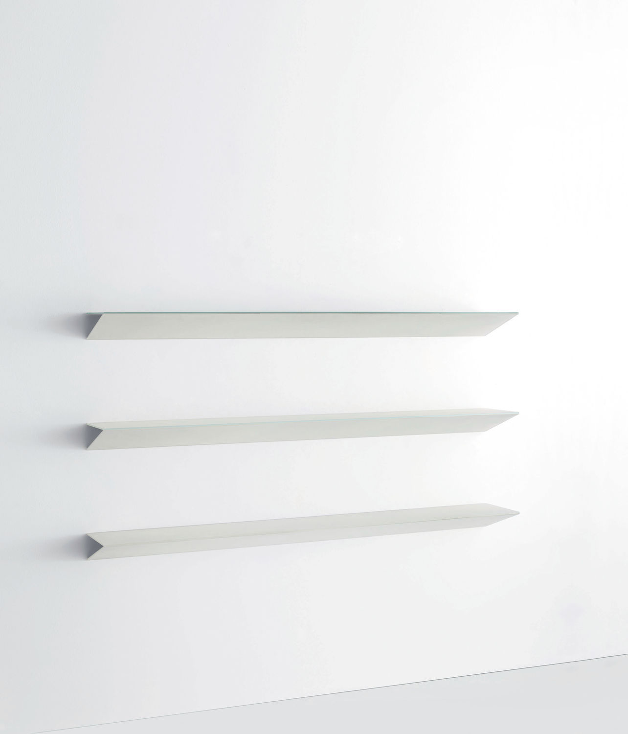 Wall-mounted shelf - ON - GLAS ITALIA - contemporary / glass ...