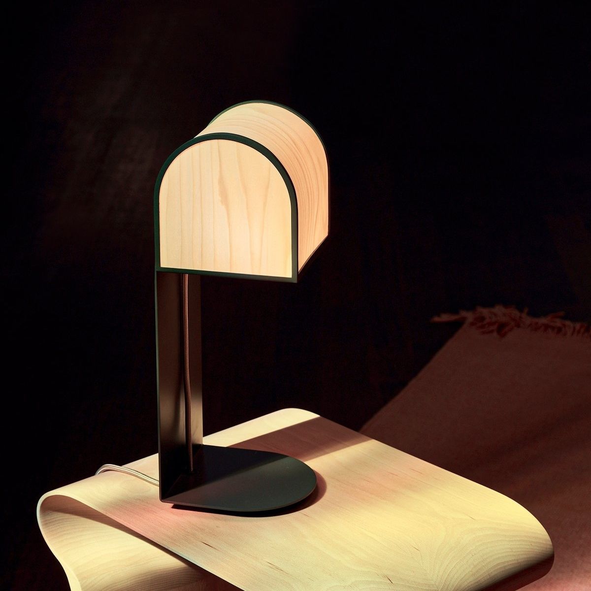 Table lamp - OSCA - Lzf-Lamps - wood veneer / contemporary / corded
