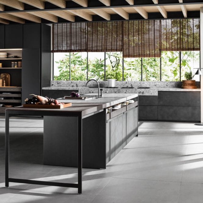Contemporary kitchen - VVD - Molteni&C - oak / walnut / glass