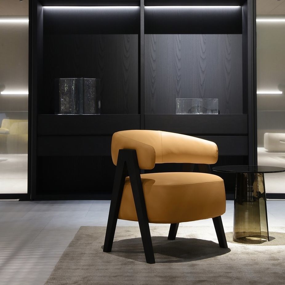 Contemporary armchair - LOAI - Poliform - fabric / leather / solid wood