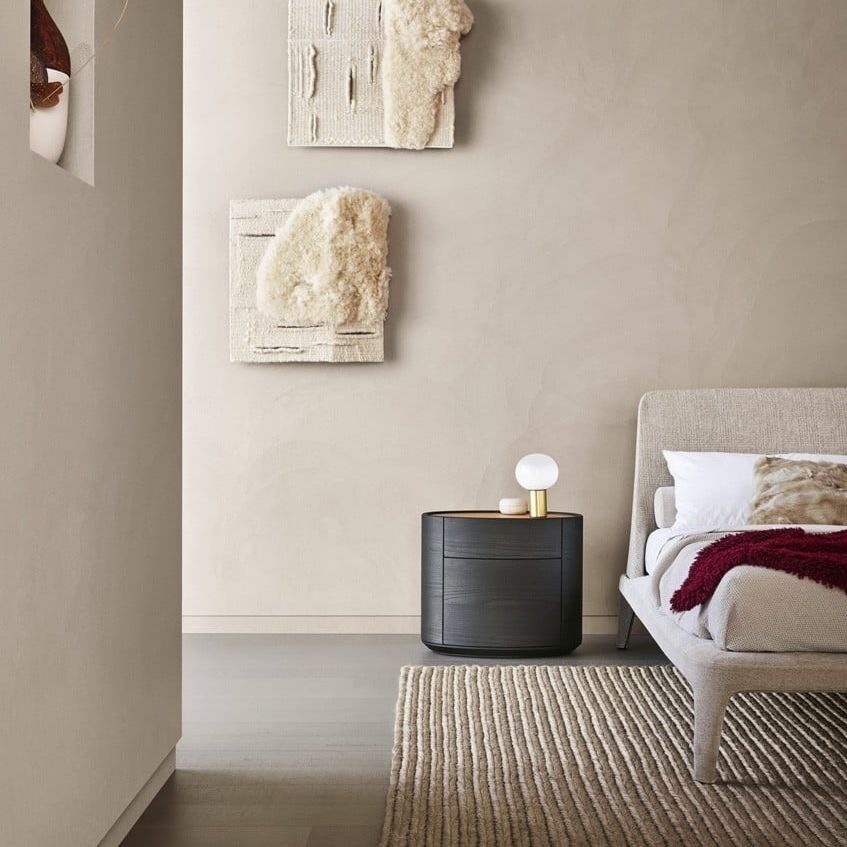 Contemporary bedside table - KELLY - Poliform - lacquered wood / wood ...