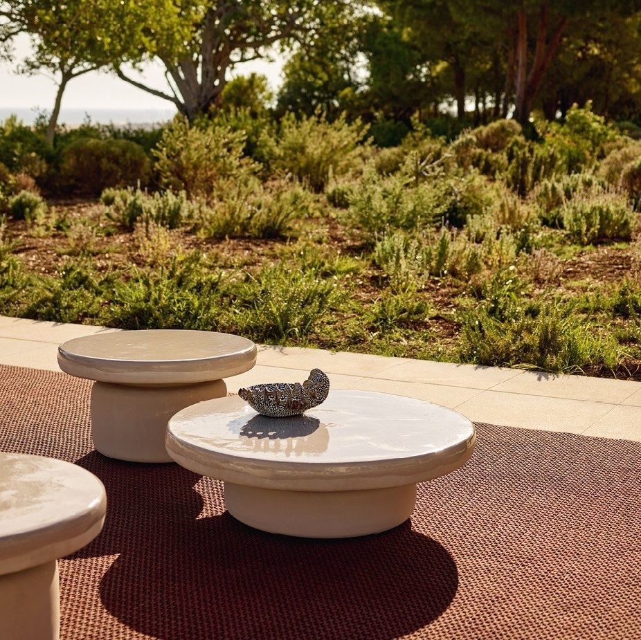 Contemporary coffee table - CREW - Poliform - ceramic / ceramic base ...