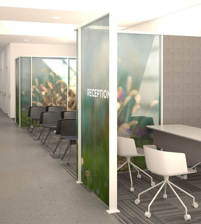 Fixed partition - ILTUO - 3Form - with glass panel / resin / commercial