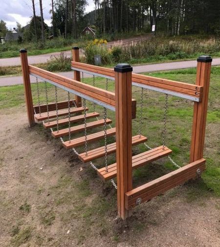 Playground bridge - 10666 - Lars Laj