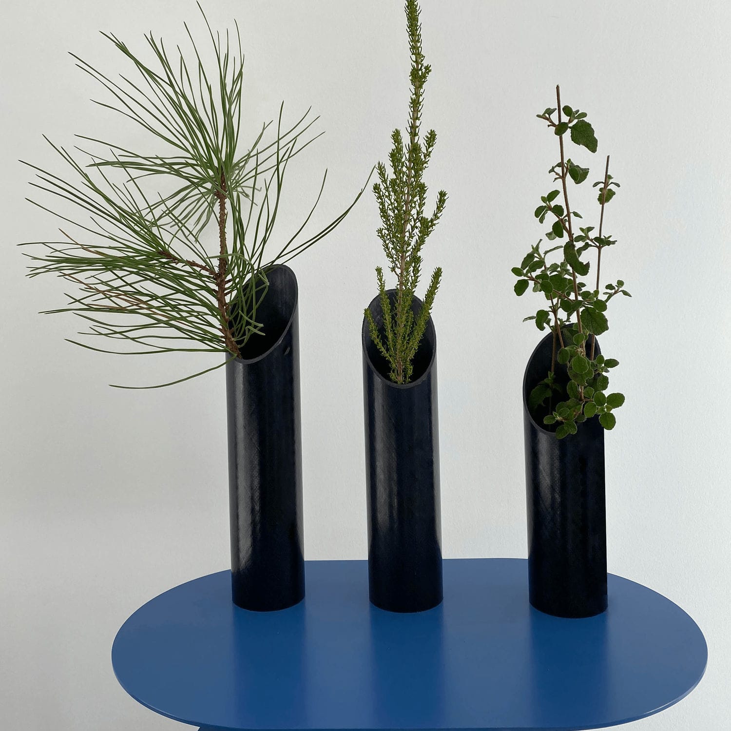 Contemporary vase - La Trilogie - Epsilon Composite - carbon / black