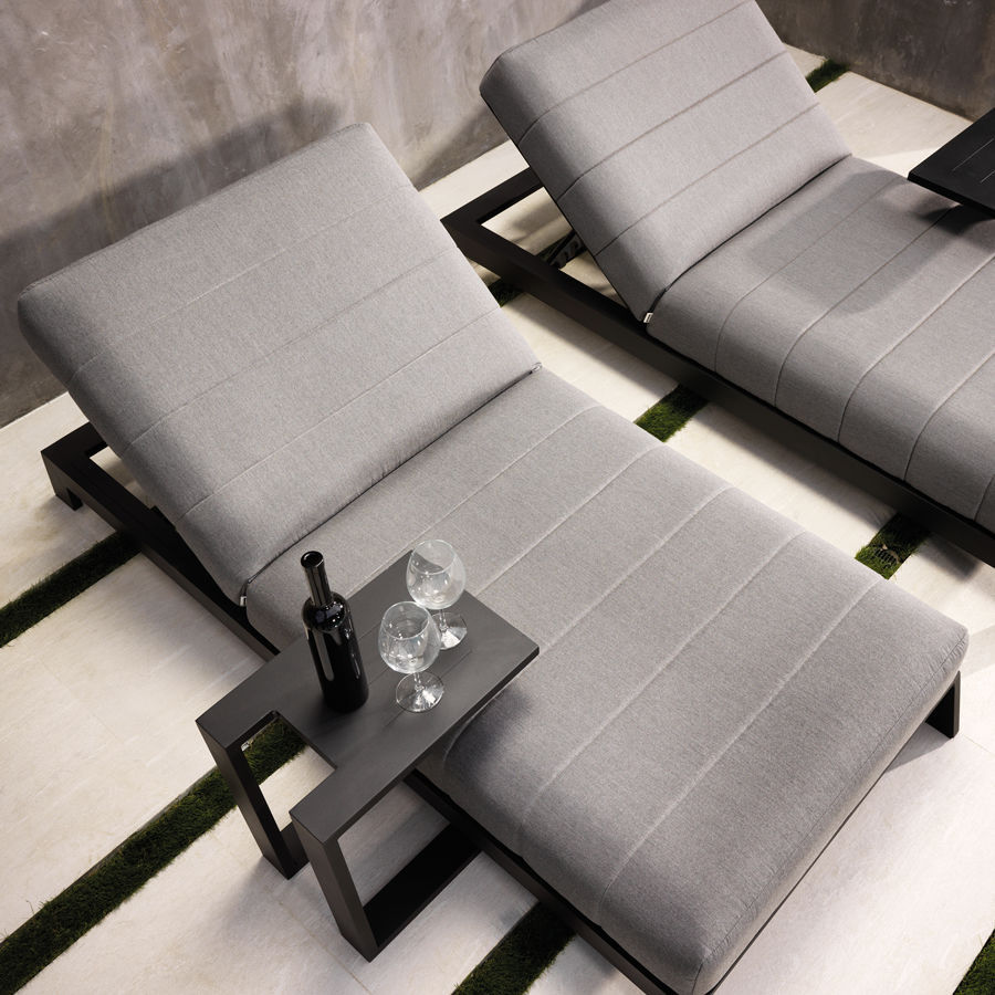 Contemporary sun lounger - BITE - GRATTONI S.R.L. - Sunbrella® / aluminum / commercial