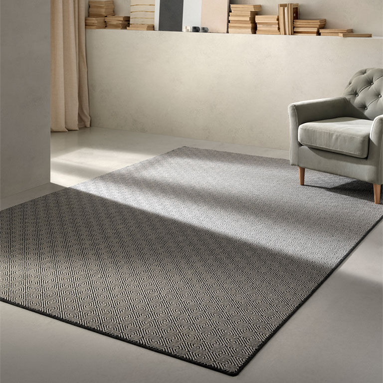 Contemporary rug - GALA KEY - Moquetas Rols sa - geometric pattern / wool / rectangular