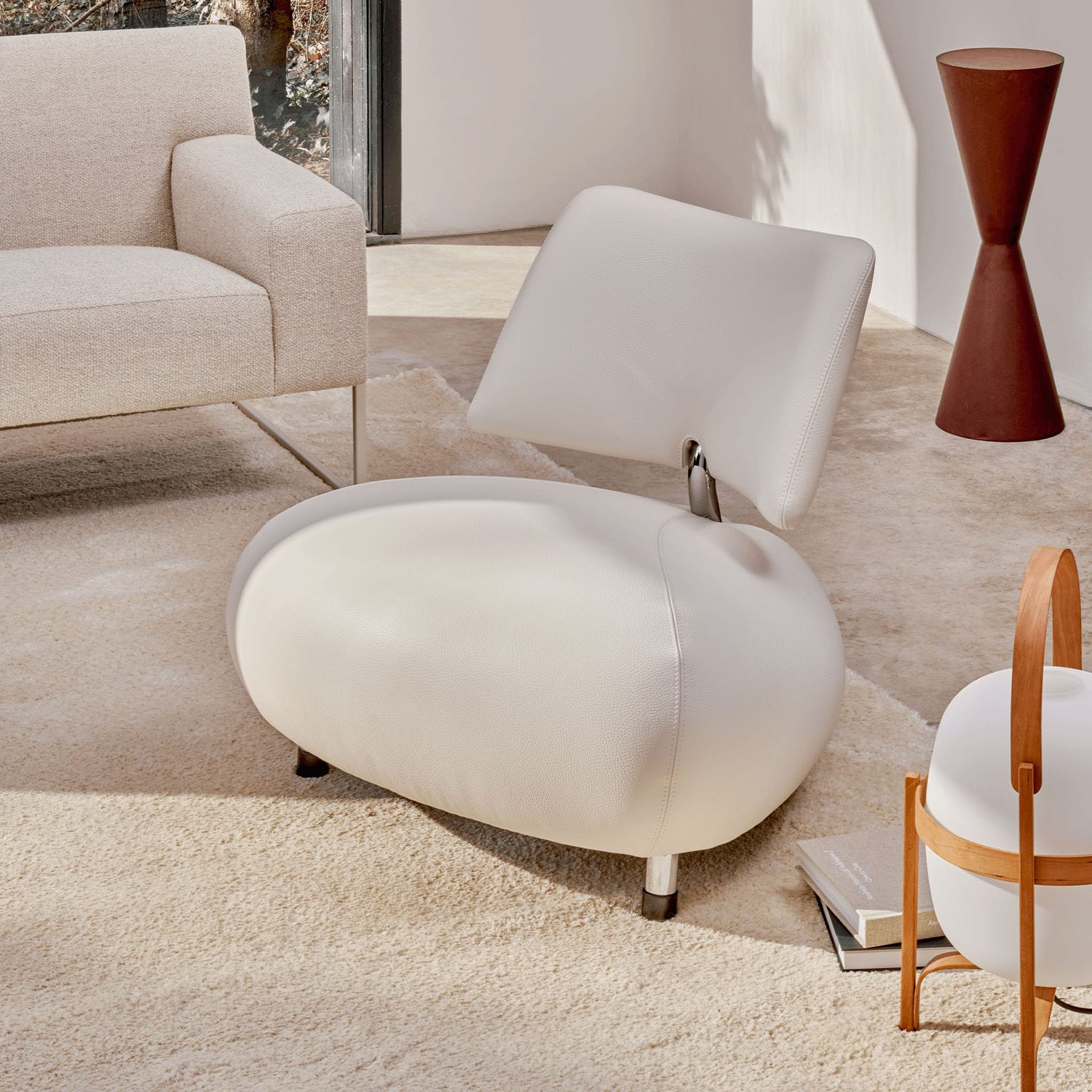 Contemporary fireside chair - Pallone - Leolux Global bv - fabric ...