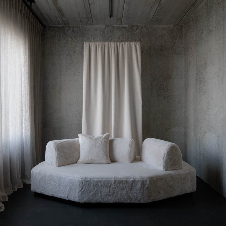 Contemporary sofa - So Lucky - Evolution 21 - Karine Bonjean bv ...