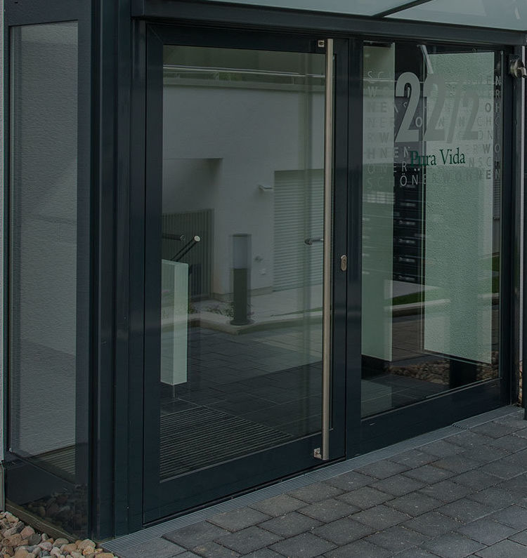Service door - 92 - Salamander - aluminium / uPVC / swing