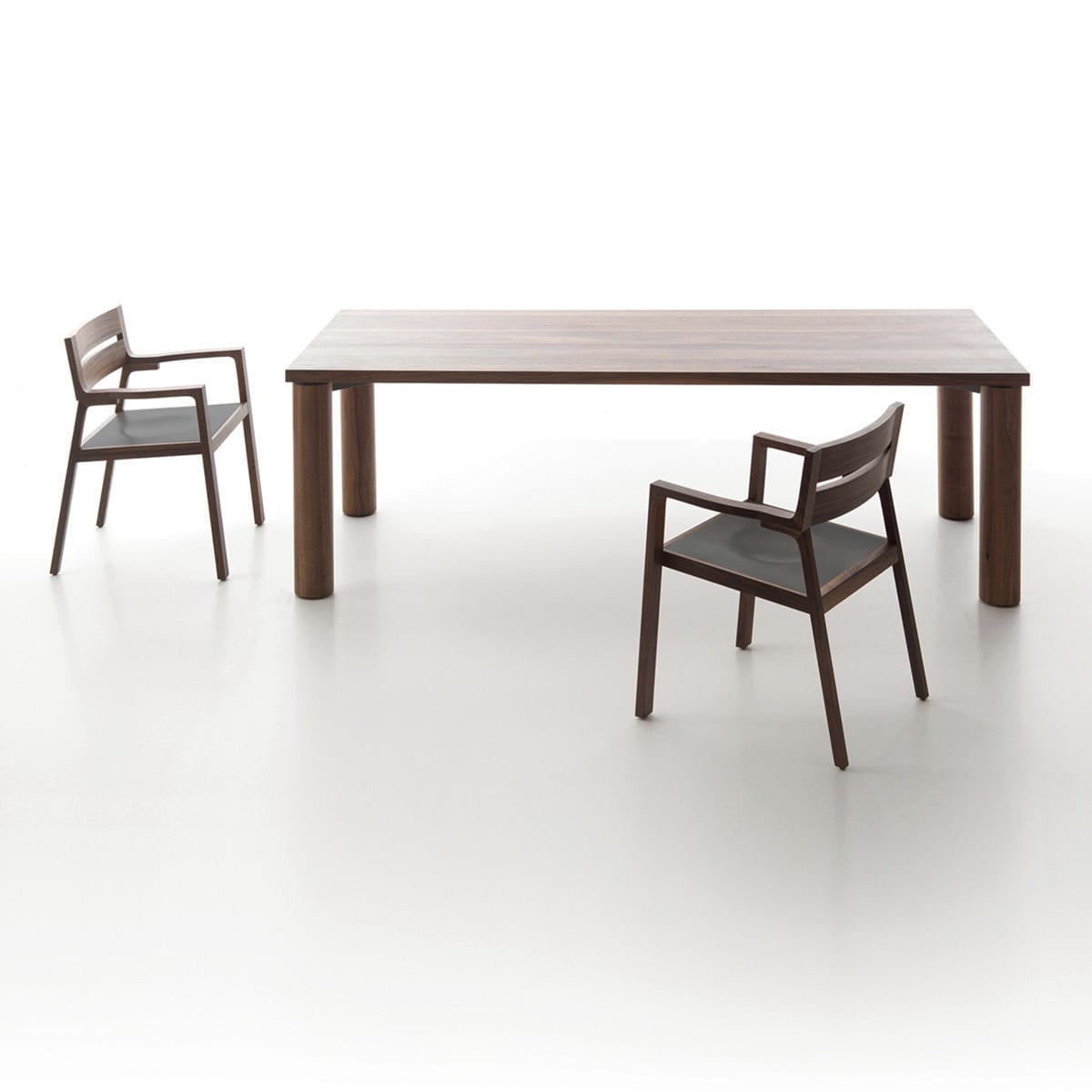 Contemporary table - INNO - LANDO - solid wood / wooden base / rectangular
