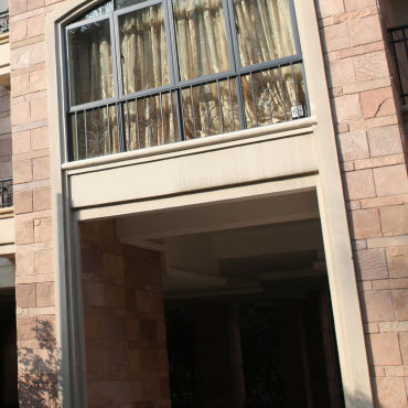 Modified clay façade cladding - ROCKFACE - PHOMI - horizontal ...