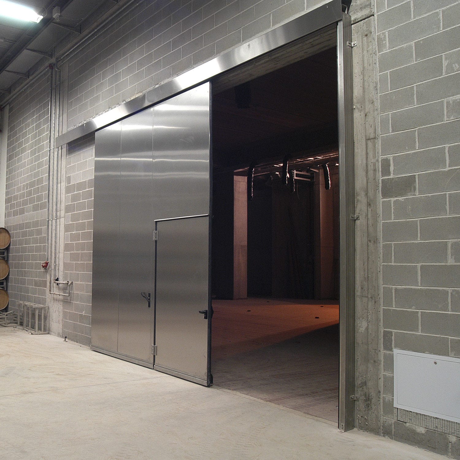 Stainless steel industrial door - Moreschi Chiusure Industriali S.r.l ...