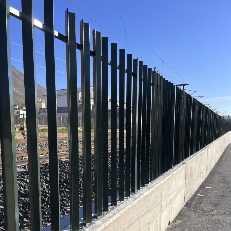 Fence with bars - ADIF - Insametal - for roads / for public spaces / galvanised steel