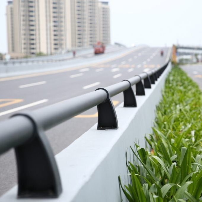 Concrete guard rail - INSA PXP-J6 - Insametal - galvanised steel / road ...