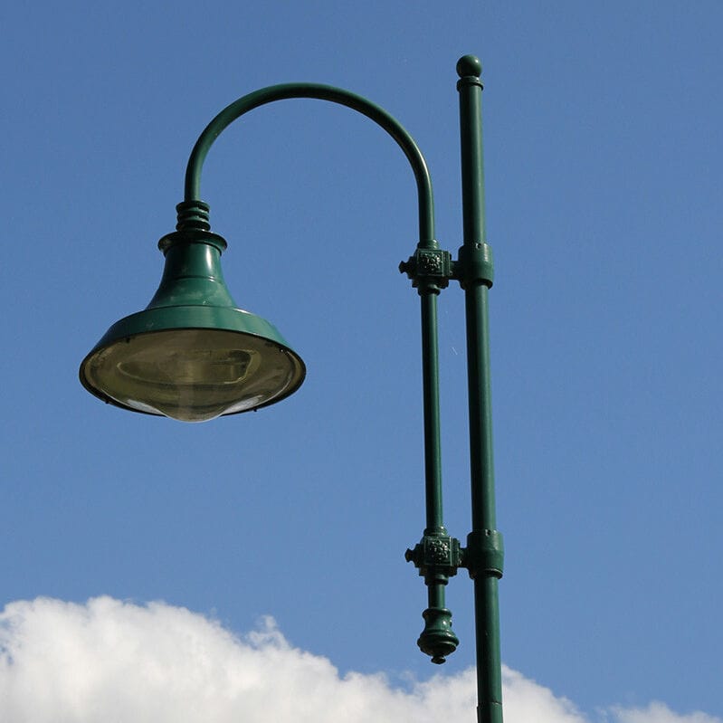 Cast iron street light bracket - EVOLUTION - ECLATEC International ...