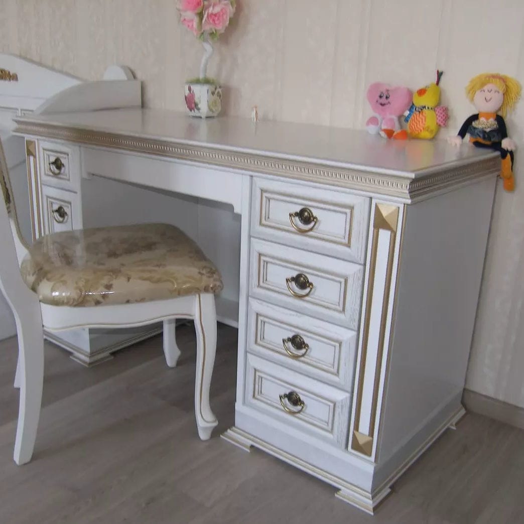 Desk with post - IN WOOD LLC - traditional / wooden / straight