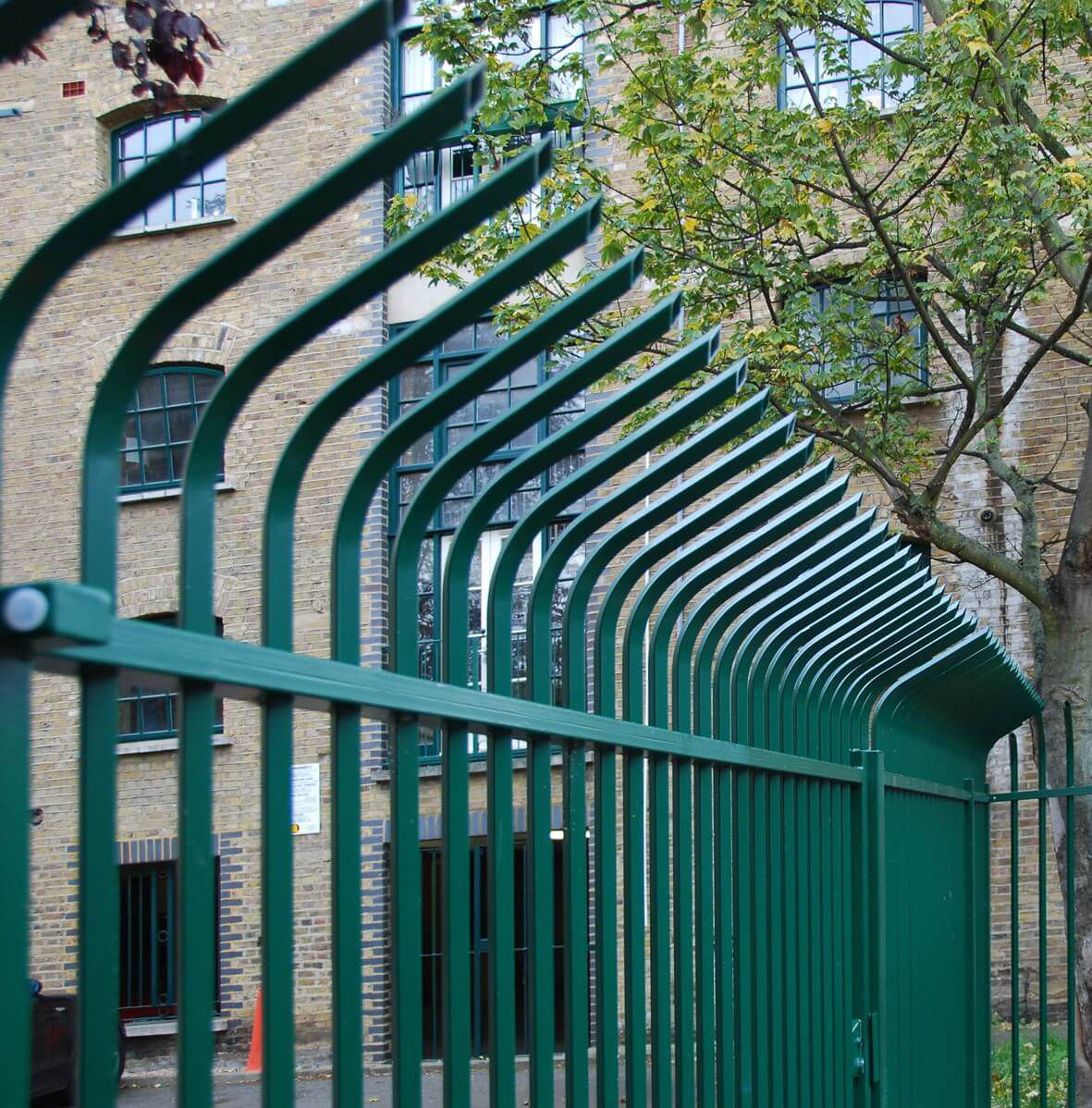 Fencing with bars - Barbican Defender® Xtreme - Jacksons Fencing ...