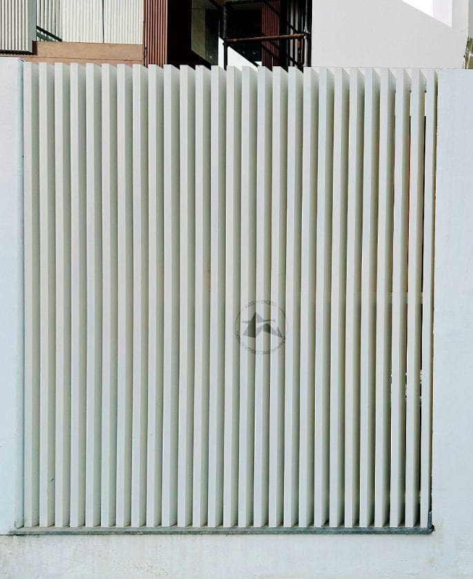 Louver screening - GRILLE 50100 - Axes in Excess - metal / aluminum ...