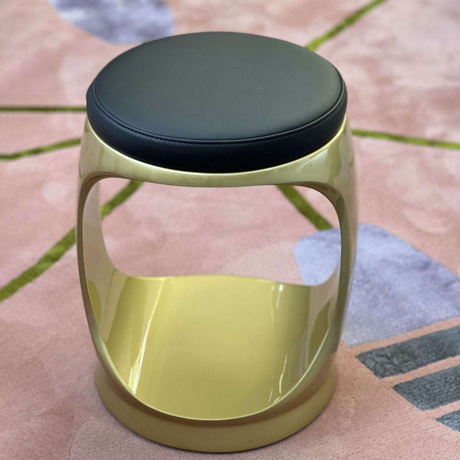 Contemporary stool - Signet Ring B10004 Gold - Softicated - leather / polyurethane base ...