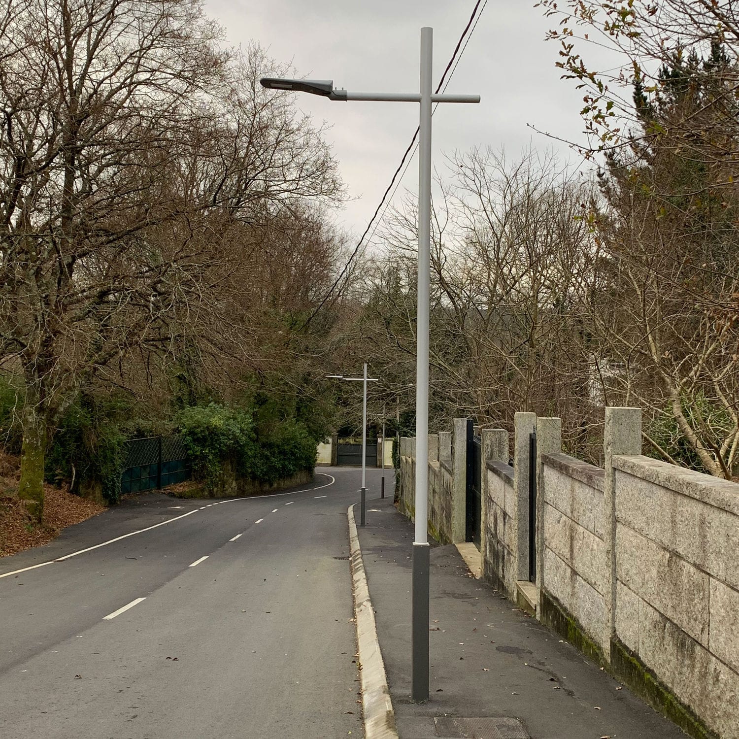 Lighting pole - TIBER - IDELNOR - galvanised steel / thermo-lacquered ...