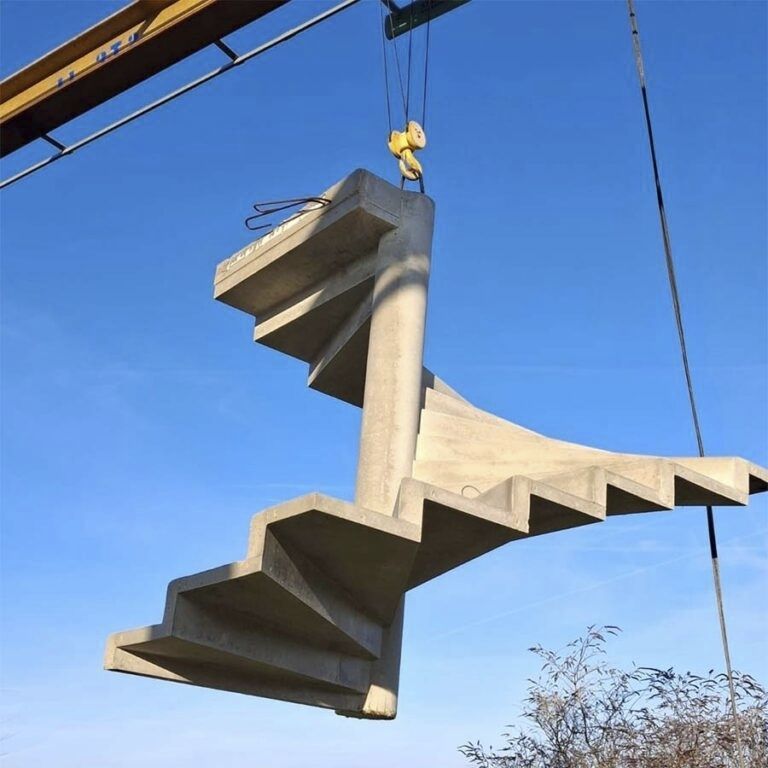 Precast staircase - Groupe Saint Léonard - helical / concrete step ...