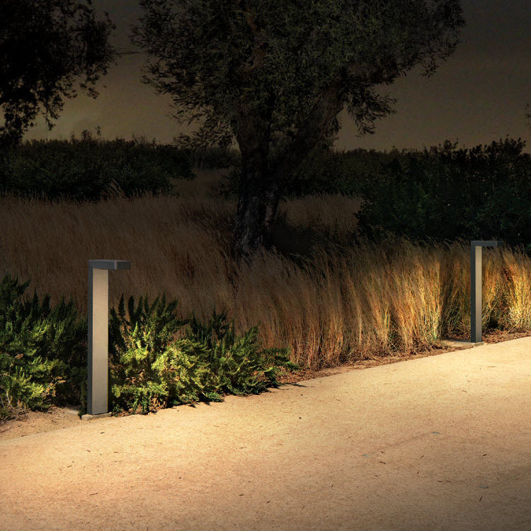 Public space bollard light - LANDER - iGuzzini - contemporary / glass ...