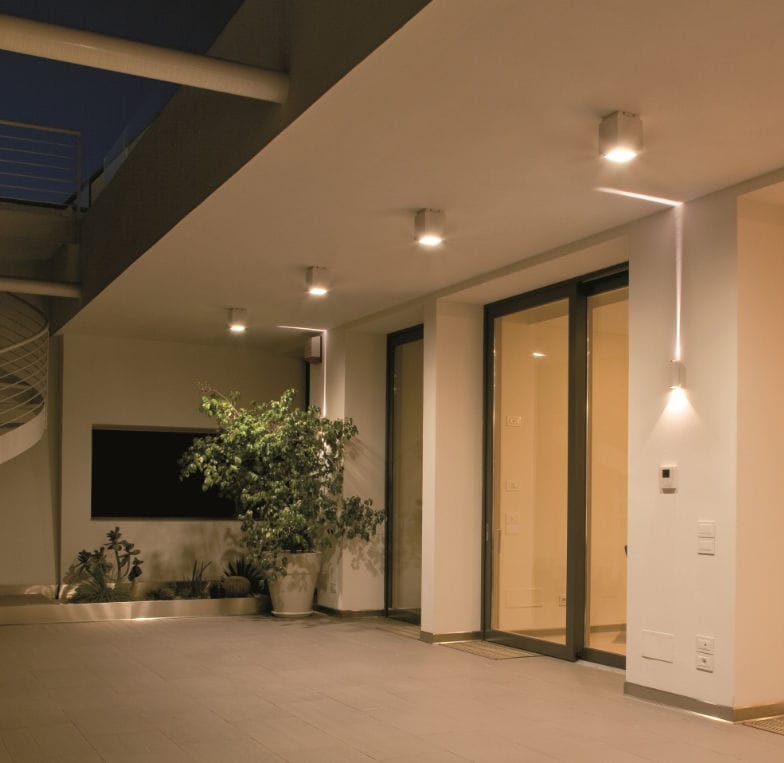 Surface mounted downlight - IPRO - iGuzzini - LED / square / IP66