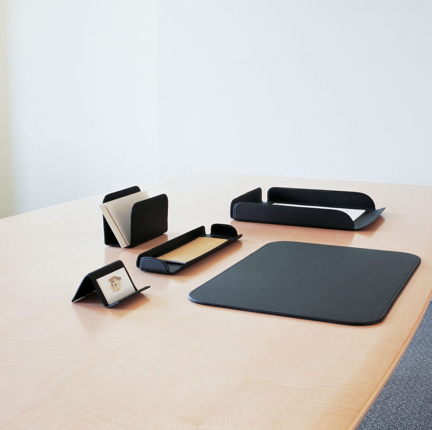 Leather pin tray - MANAGEMENT COLLECTION - Nienkamper - aluminum